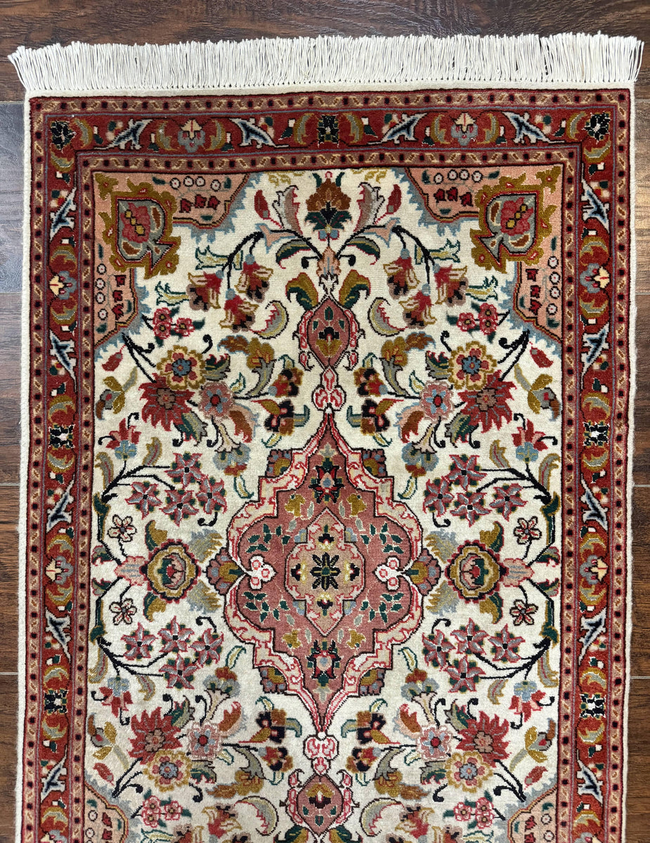 Small Persian Rug 2x3, Floral Medallion, Cream, Wool and Silk Highligh ...
