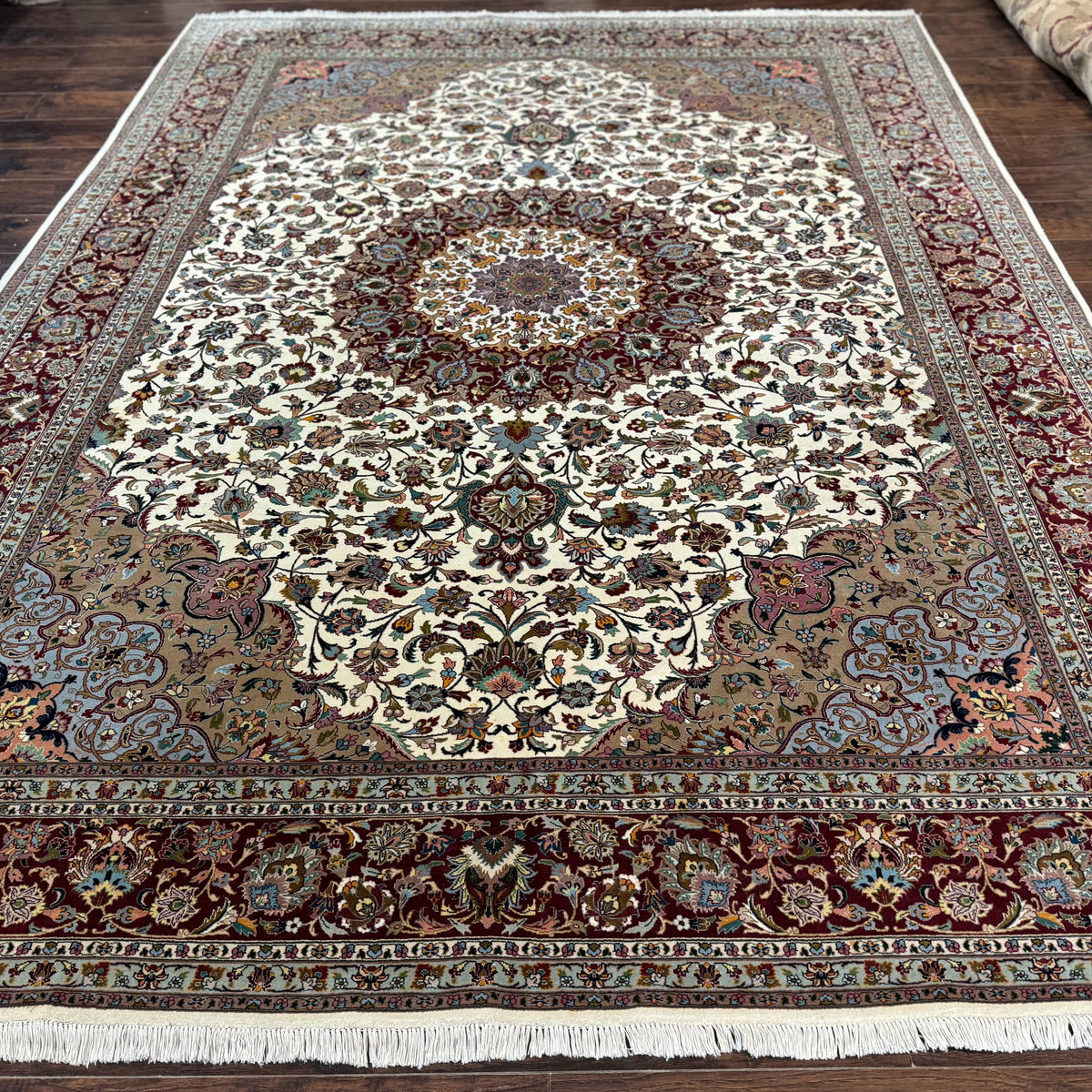 Persian Tabriz Rug 8x11, Floral Medallion Traditional Area Rug, Fine 3 ...